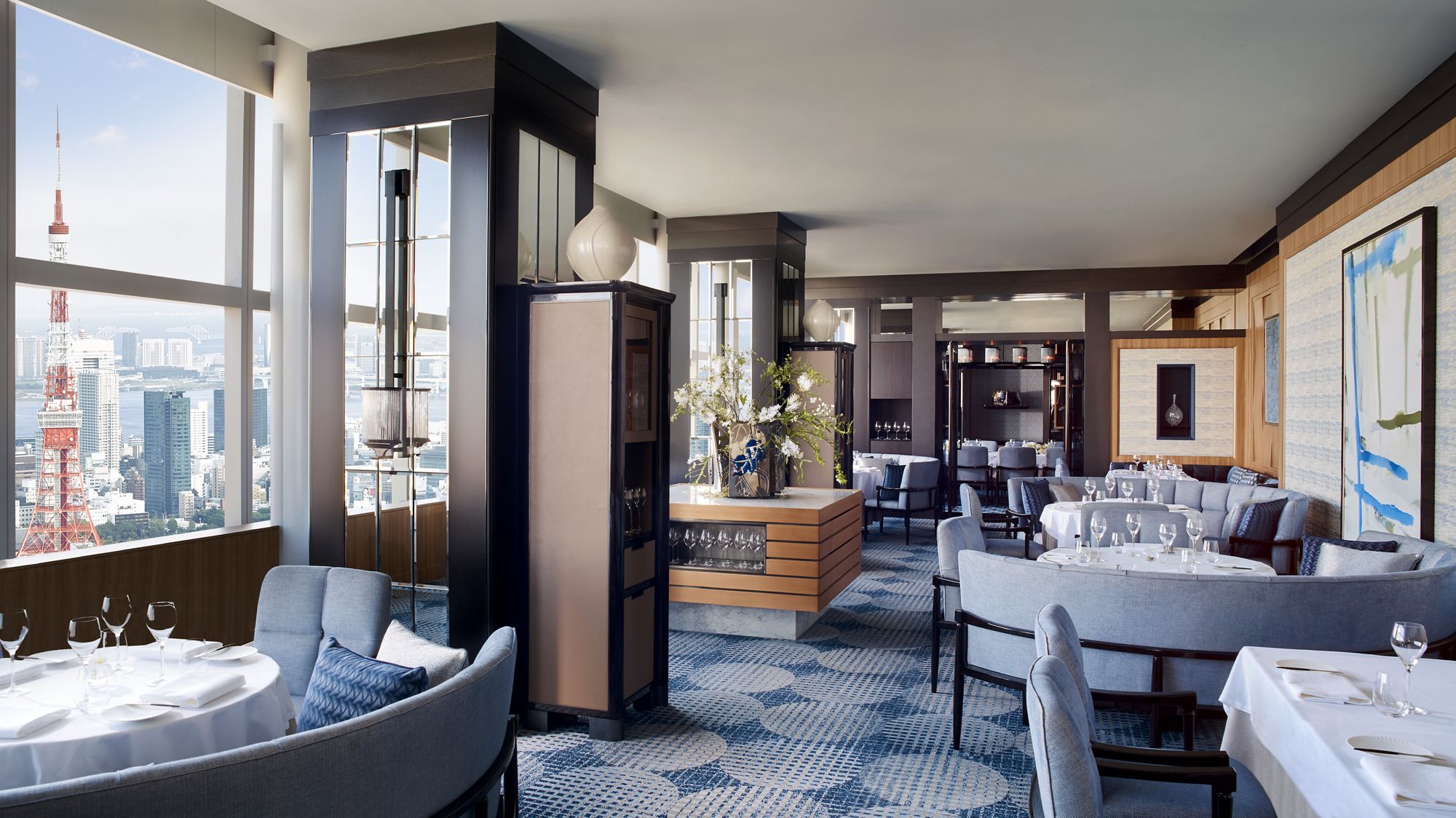 Azure 45 – The Ultimate Japan NightLife Directory – LetsGoOut