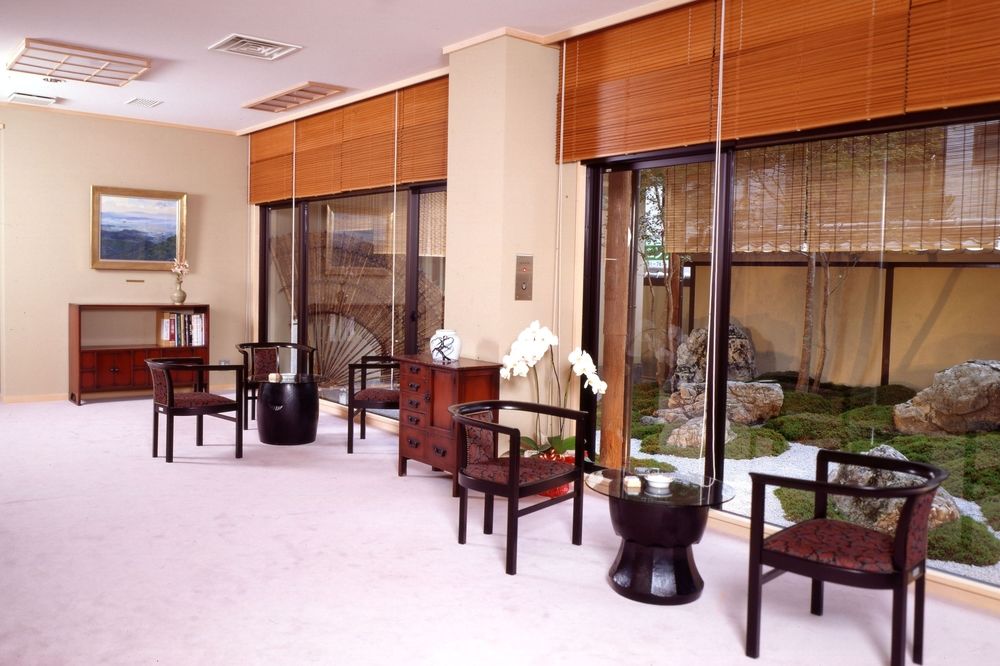 The Kinoe – The Ultimate Japan NightLife Directory – LetsGoOut